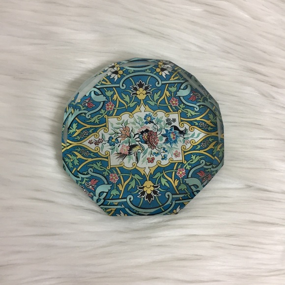 Accents | Boho Chic Floral Faceted Paperweight Decor | Poshmark